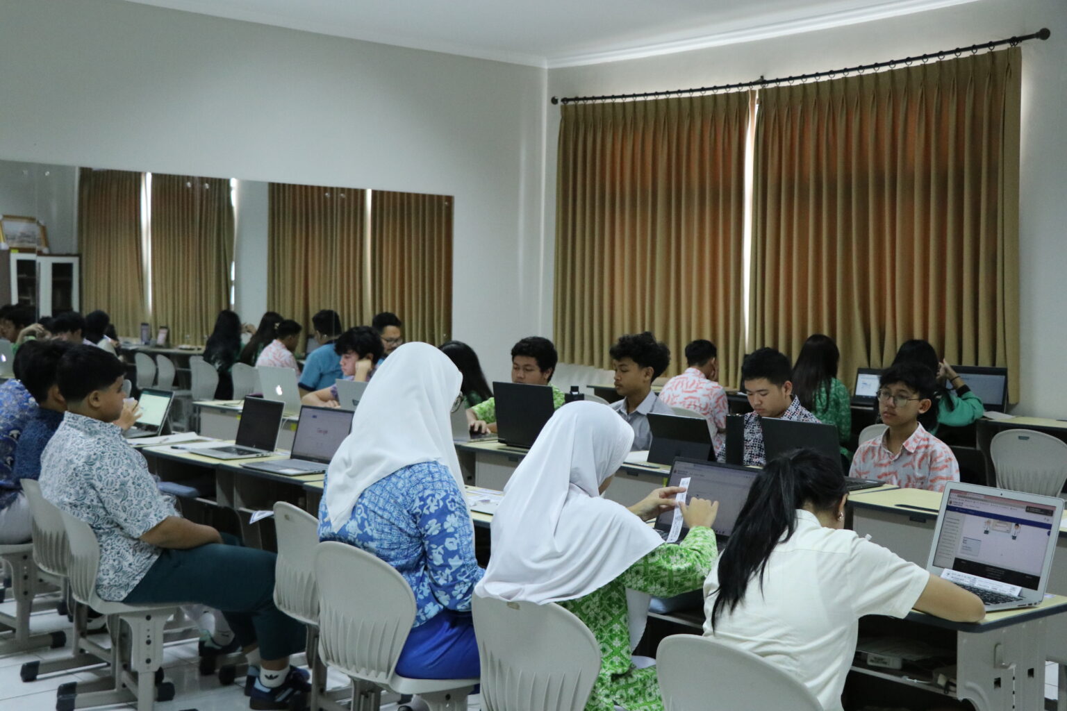 SIMPRES Labschool UNJ
